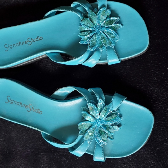 Signature Studio | Shoes | Signature Studio Sandal | Poshmark